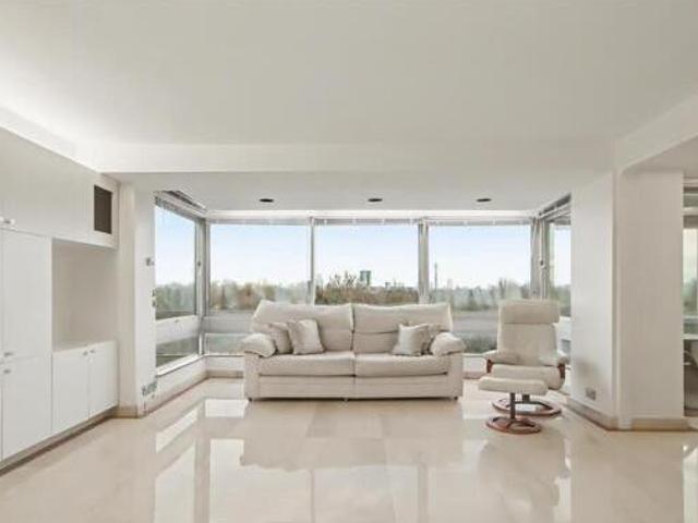 Prince Albert Road, London, 2 Bedroom Apartment
