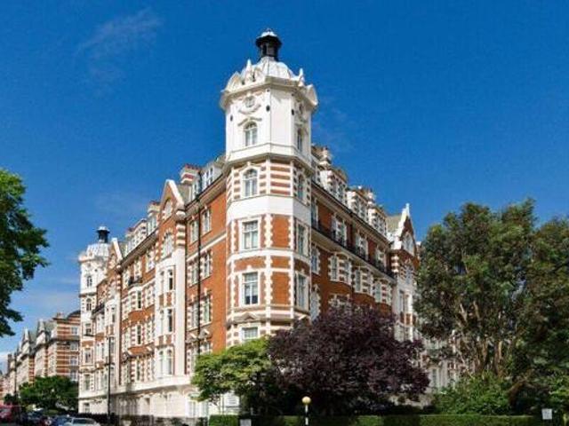 Prince Albert Road, London, 3 Bedroom Apartment