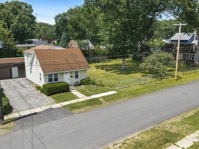 Prince Ave, West Springfield, Home For Sale