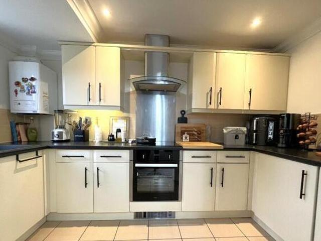 Prince Avenue, Westcliff on sea, 2 Bedroom Flat