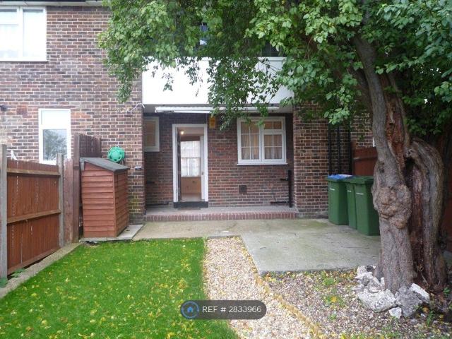 Prince Henry Road, London SE7, 1 bed maisonette to rent, £1,450 pcm | PrimeLocation