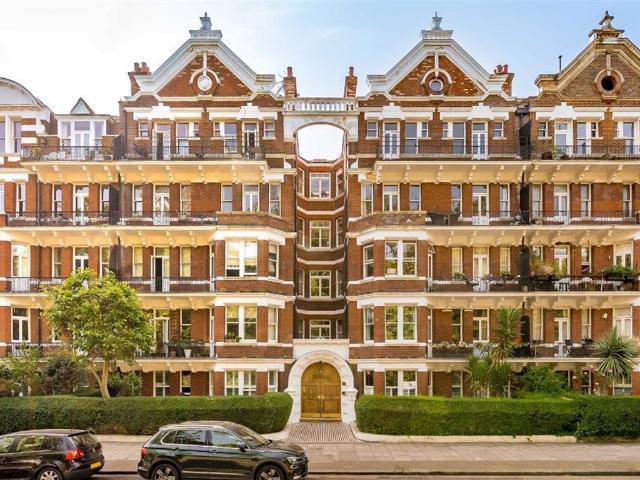 Prince Of Wales Drive, London SW11, 2 bed flat to rent, £2,850 pcm | PrimeLocation