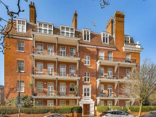 Prince Of Wales Drive, London, 3 Bedroom Flat