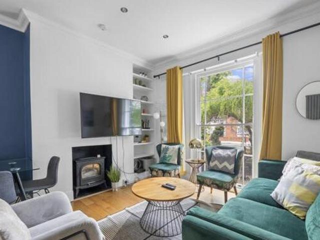 Prince Of Wales Road, Kentish Town, 4 Bedroom Maisonette