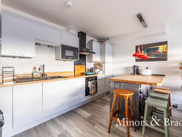 Prince Of Wales Road, Norwich NR1, 2 bed flat to rent, £1,200 pcm | PrimeLocation