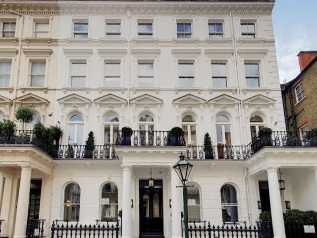 Prince of Wales Terrace W8 2 bed flat to rent £12,068 pcm £2,785 pw