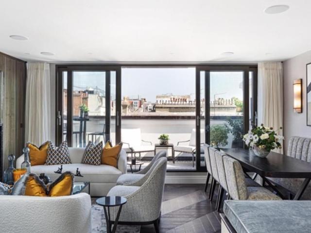 Prince Of Wales Terrace, Kensington, London W8, 3 bed flat to rent, £17,333 pcm | PrimeLocation