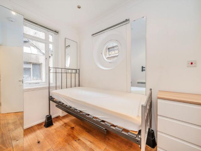 Prince Of Wales Terrace, Kensington, W8, London