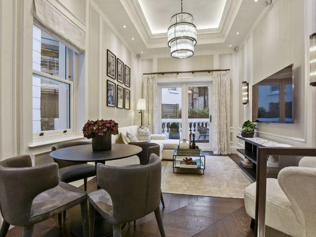 Prince Of Wales Terrace, Kensington W8, 2 bed flat to rent, £11,613 pcm | PrimeLocation