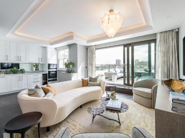 Prince Of Wales Terrace, Kensington, W8 2 bed flat to rent £15,167 pcm £3,500 pw