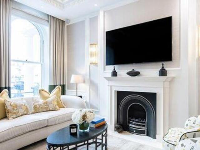 Prince Of Wales Terrace, Kensington, 2 Bedroom Duplex
