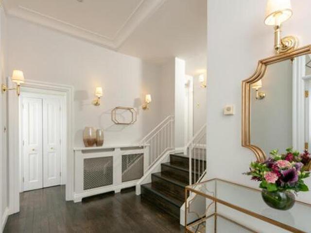 Prince Of Wales Terrace, Kensington, 3 Bedroom Apartment