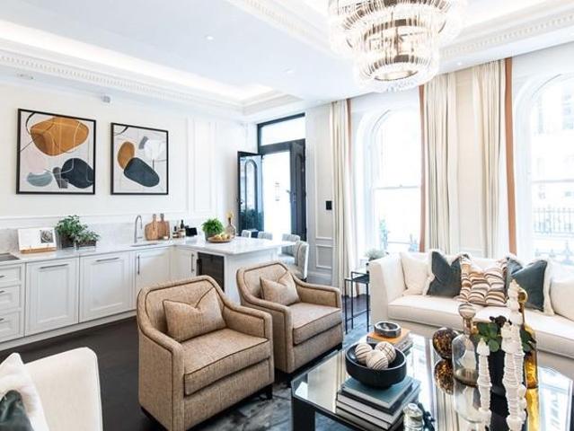 Prince Of Wales Terrace, London 2 bed flat to rent £13,000 pcm £3,000 pw