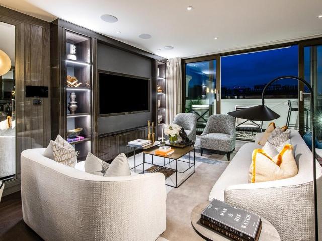 Prince of Wales Terrace, London, W8 3 bed penthouse to rent £17,853 pcm £4,120 pw