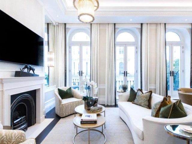 Prince of Wales Terrace, London W8 2 bed apartment to rent £13,390 pcm £3,090 pw