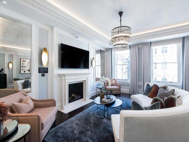 Prince Of Wales Terrace, London W8, 2 bed flat to rent, £14,733 pcm | PrimeLocation