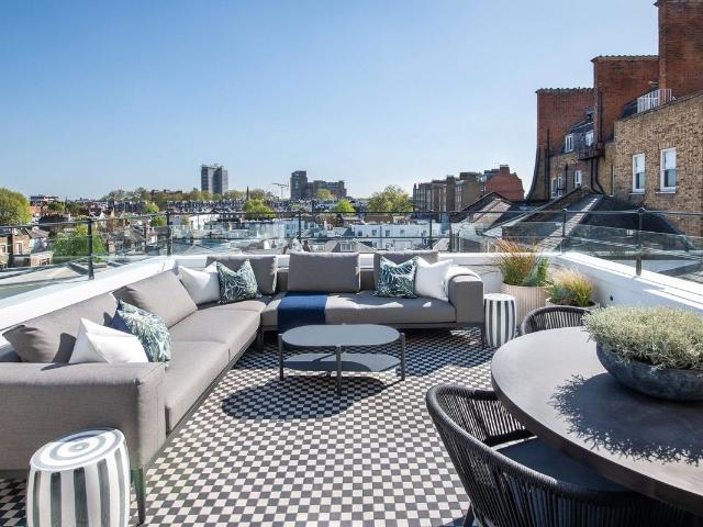 Prince Of Wales Terrace, London W8, 2 bed flat to rent, £15,622 pcm | PrimeLocation