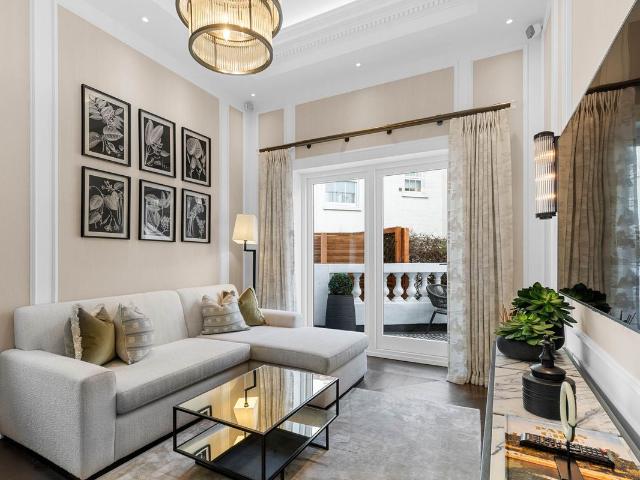 Prince Of Wales Terrace, Mayfair, London W8, 2 bed flat to rent, £11,700 pcm | PrimeLocation