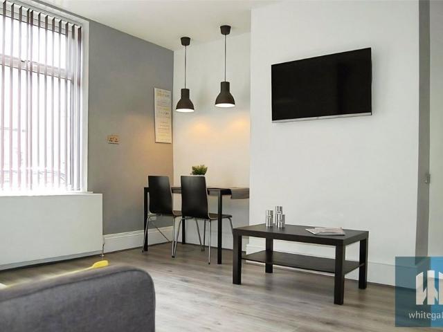 Prince Street, Primrose Hill, Huddersfield, HD4