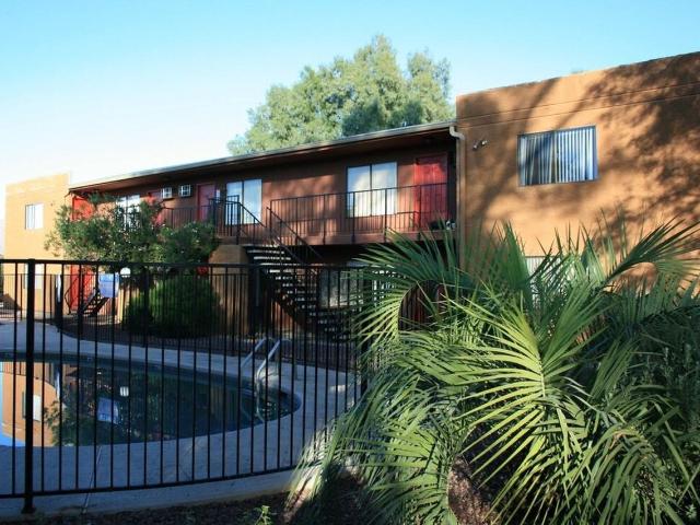 PRINCE PLAZA 1 Bedroom Apartment for Rent at 120 W Prince Rd, Tucson, AZ 85705 Amphi