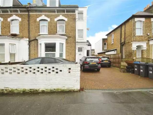 Prince Road, London, SE25 6NW