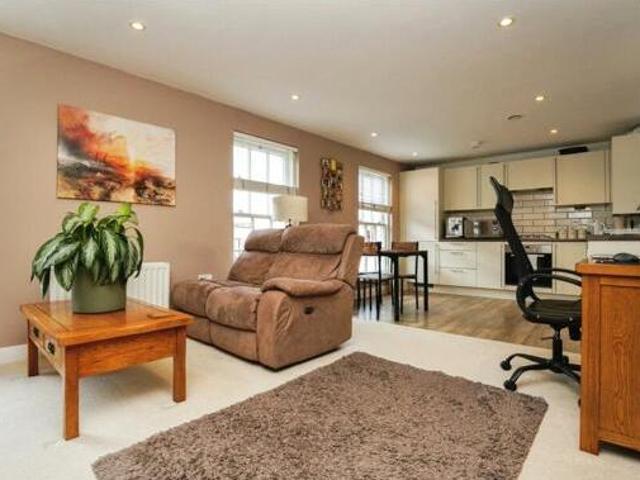 Prince Regent Mews, Cheltenham, 1 Bedroom Flat