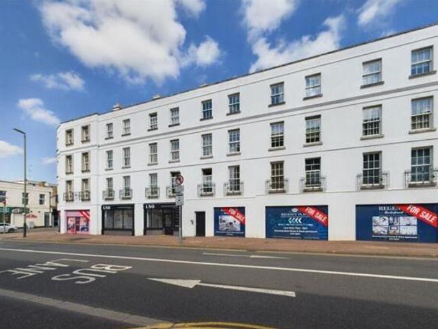 Prince Regent Mews, Cheltenham, 2 Bedroom Flat