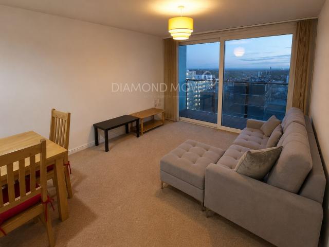 Prince Regent Road, Hounslow TW3, 2 bed flat to rent, £1,700 pcm | PrimeLocation