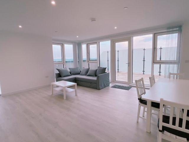 Prince Regent Road, Hounslow TW3, 3 bed flat to rent, £3,000 pcm | PrimeLocation