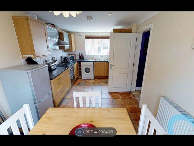 Prince Rupert Drive, Aylesbury HP19, Room to rent, £655 pcm | PrimeLocation