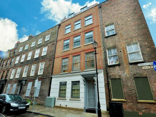 Princelet Street, Shoreditch E1, 3 bed end terrace house to rent, £6,250 pcm | PrimeLocation