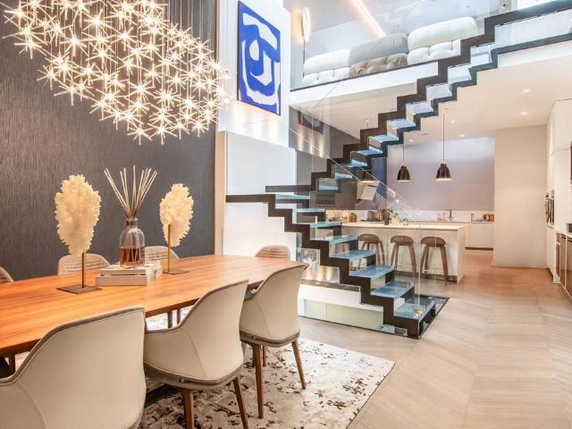 Princes Mews, Bayswater, London, W2 4 bed mews to rent £14,998 pcm £3,461 pw