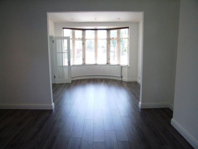 Princes Avenue, London, NW9