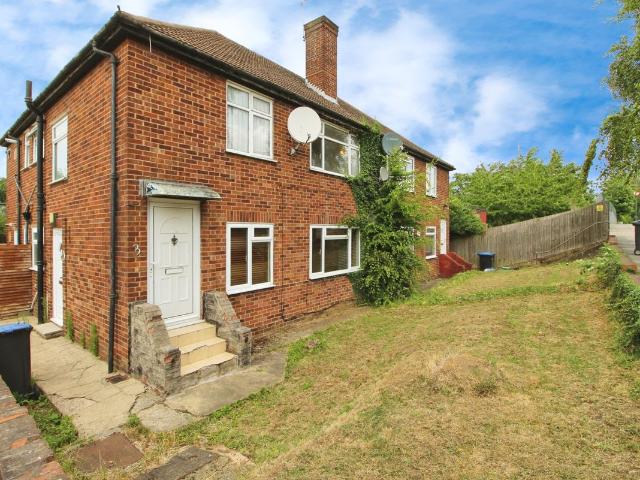 Princes Close, Kingsbury, London NW9, 2 bed flat to rent, £1,700 pcm | PrimeLocation