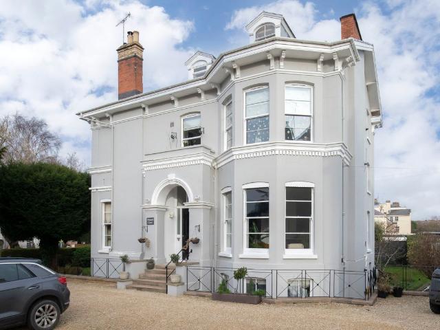 Princes Court, St Stephens Road, Cheltenham GL51, 2 bed flat to rent, £1,350 pcm | PrimeLocation
