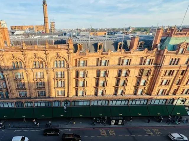 Princes Court, 78 94 Brompton Road, London, SW3 1DB, United Kingdom | 2 bed apartment for rent #133543770 | Rentberry