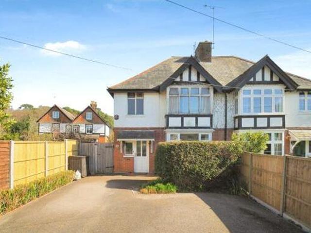 Princes Crescent, Lyndhurst, 3 Bedroom Semi detached