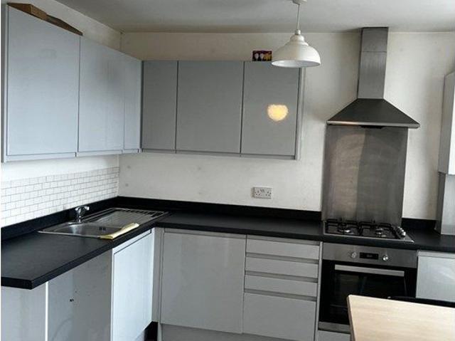 Princes Drive, Colwyn Bay LL29, 2 bed flat to rent, £900 pcm | PrimeLocation