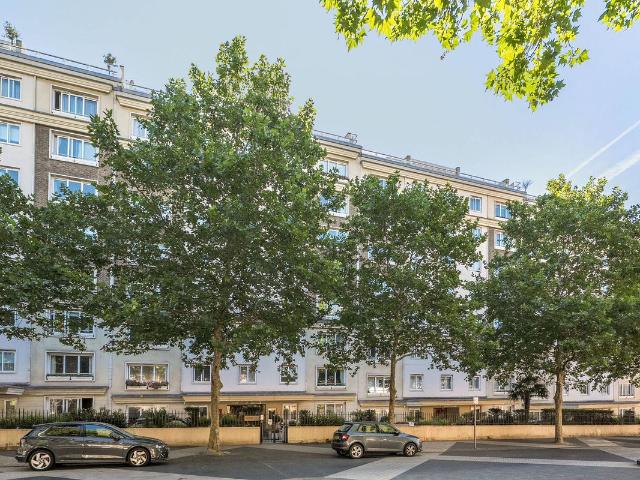 Princes Gate, Knightsbridge, London SW7, 3 bed flat to rent, £9,000 pcm | PrimeLocation