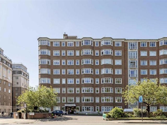 Prince's Gate, London SW7 1 bed flat to rent £3,142 pcm £725 pw