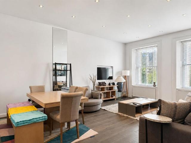 Princes Gate, South Kensington SW7, 3 bed flat to rent, £7,500 pcm | PrimeLocation