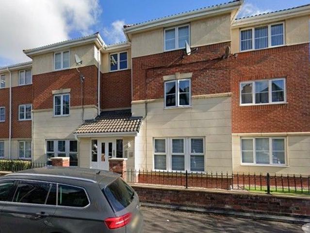 Princes Gate, West Bromwich B70, 2 bed flat to rent, £875 pcm | PrimeLocation