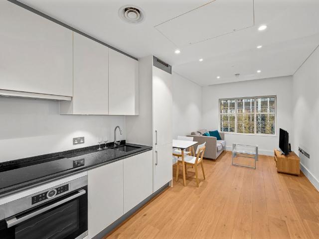Princes House, 37 39 Kingsway WC2B, 1 bed flat to rent, £3,575 pcm | PrimeLocation