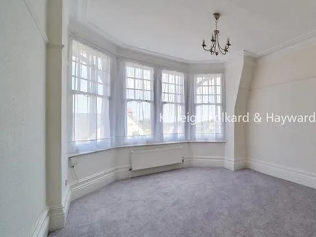 Princes Lane, London, N10 3HN, United Kingdom | 4 bed house for rent #168107393 | Rentberry
