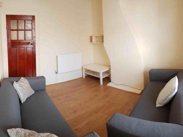 Princes Road 4 bed house share to rent £1,524 pcm £352 pw