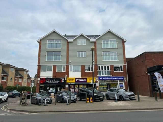 Princes Road, Ferndown BH22, 1 bed flat to rent, £850 pcm | PrimeLocation