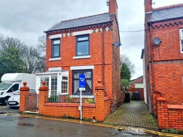 Princes Road, Rhosllanerchrugog, 2 Bedroom Detached