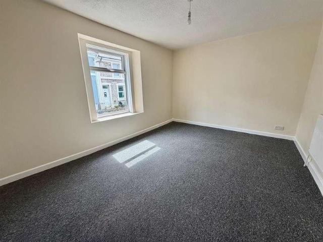 Princes Road, Torquay, TQ1