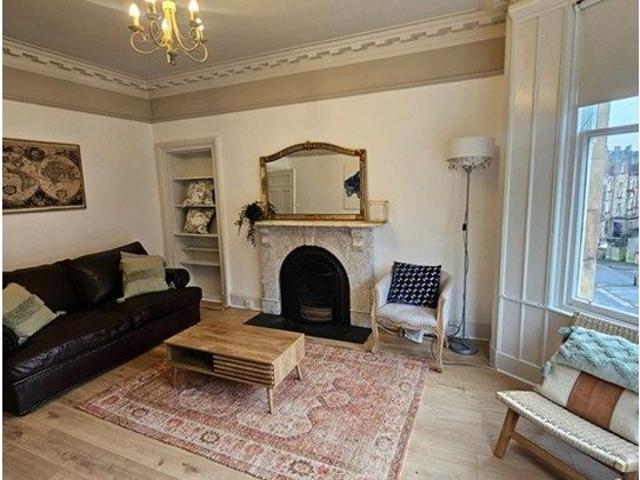 Princes St, Stirling FK8, 3 bed flat to rent, £1,650 pcm | PrimeLocation