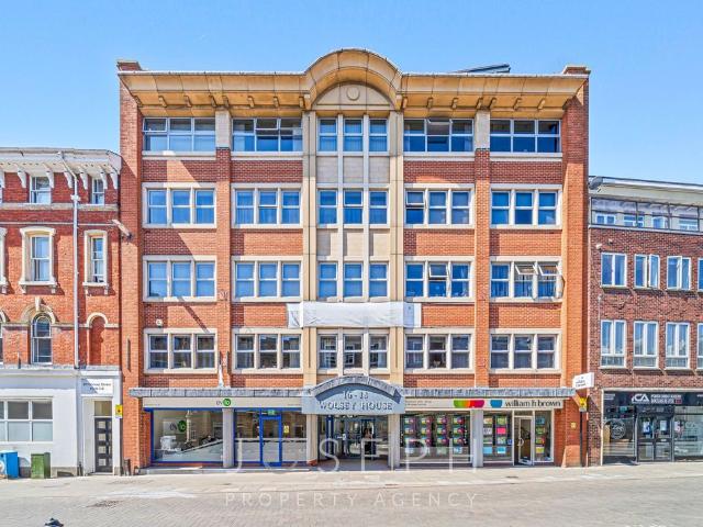 Princes Street, Ipswich IP1, 2 bed flat to rent, £1,250 pcm | PrimeLocation